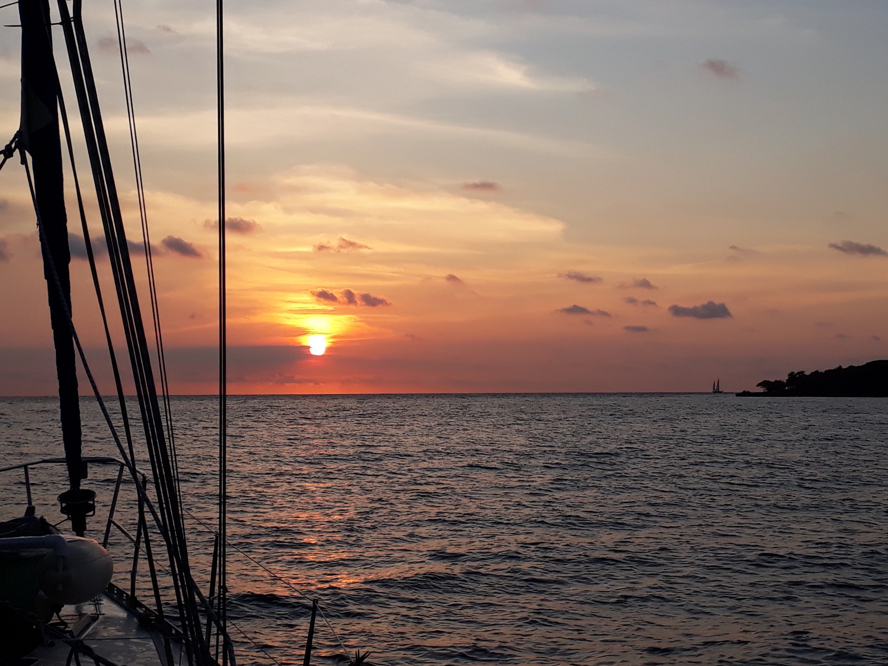 sunset playa blanca – Exodus
